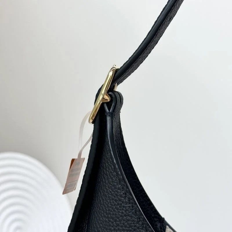 Discounted Loro Piana Hobo Bags