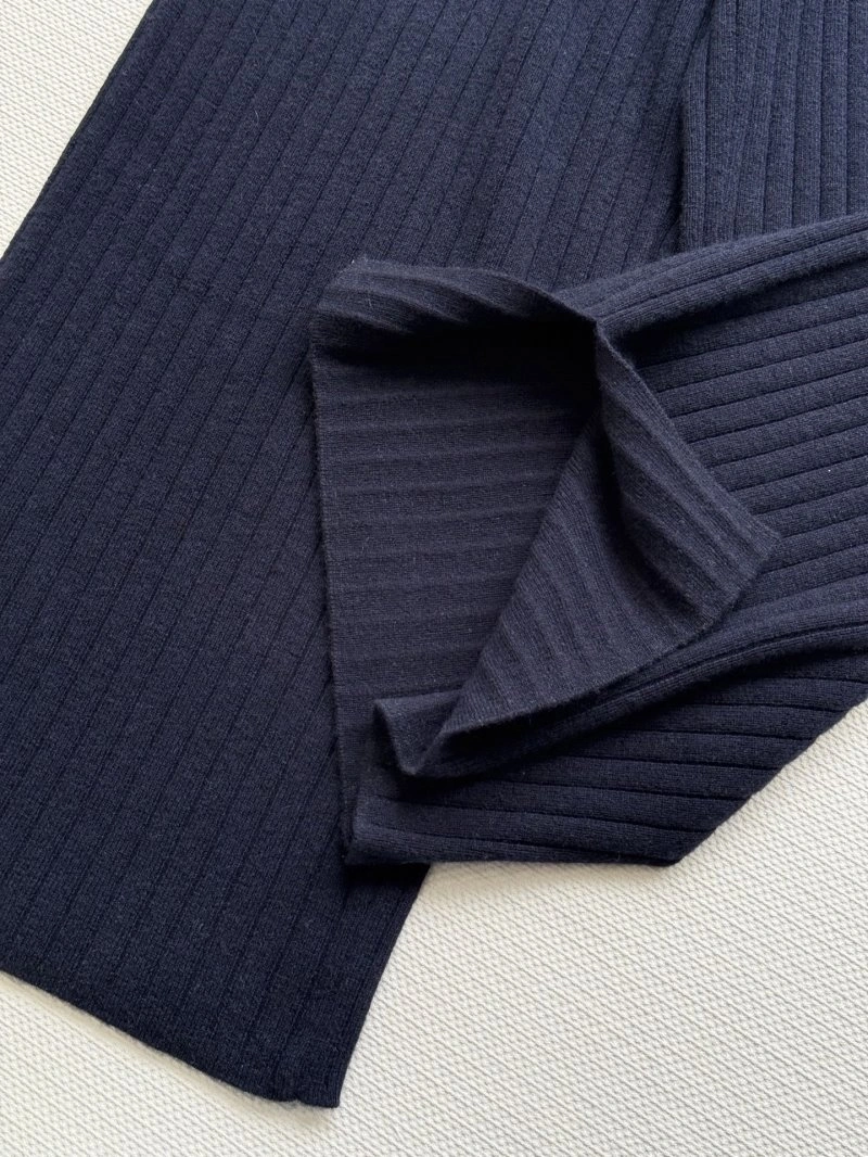 Value-priced Loro Piana Long Pants