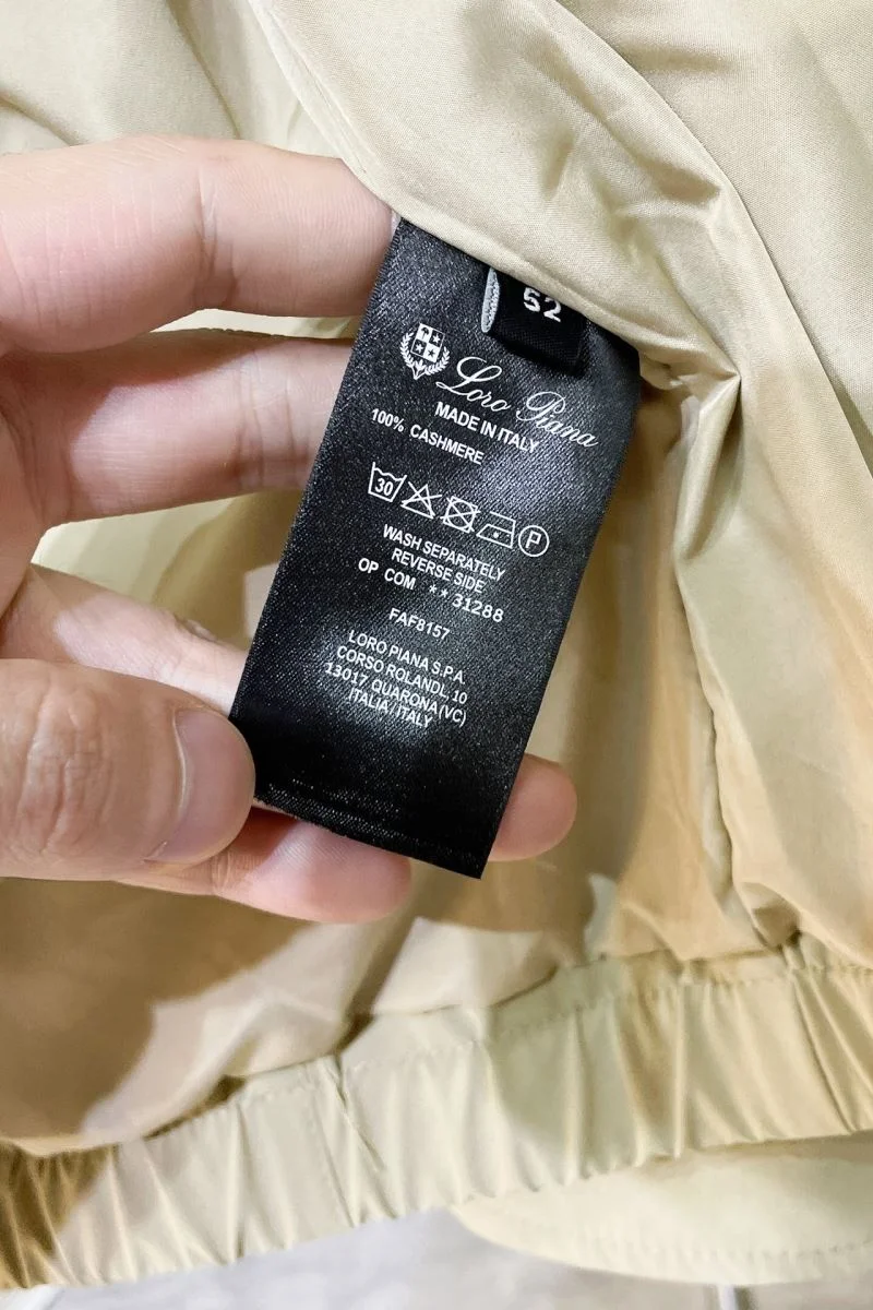 Low-cost Loro Piana Outwear