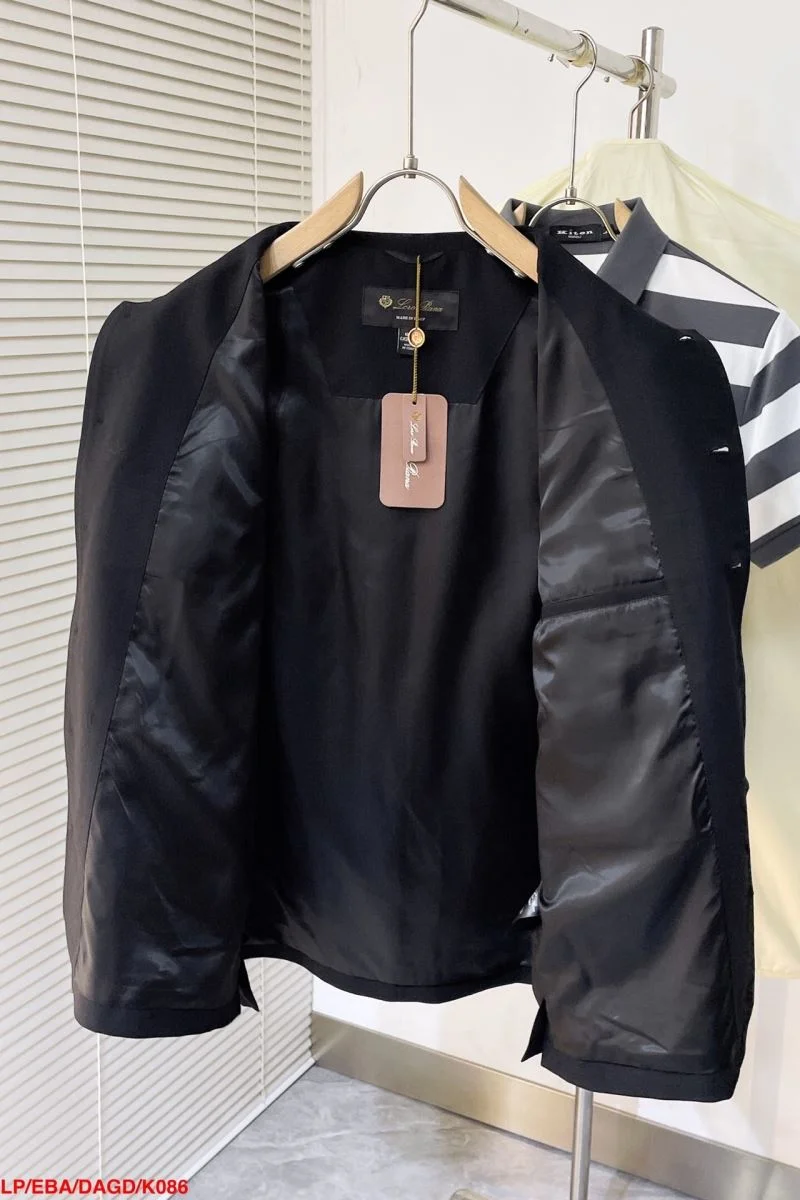 High fidelity Loro Piana Outwear