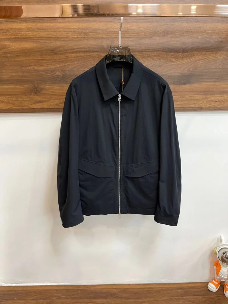 Top match Loro Piana Outwear