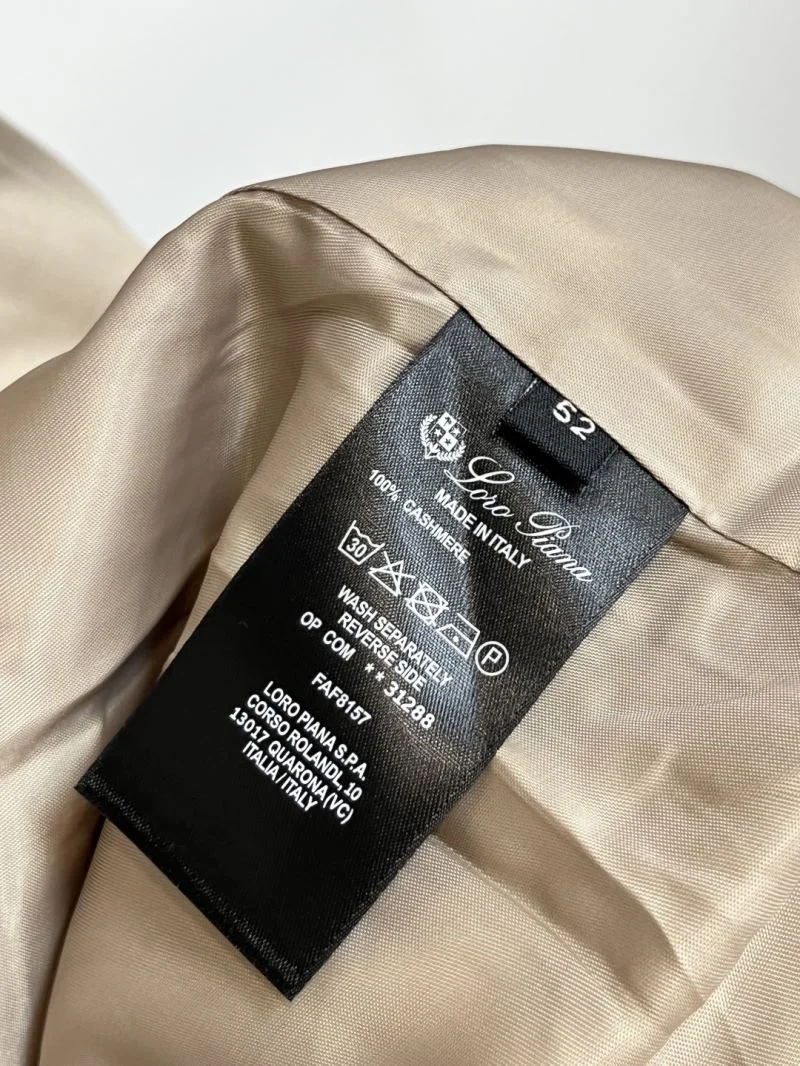Top match Loro Piana Outwear