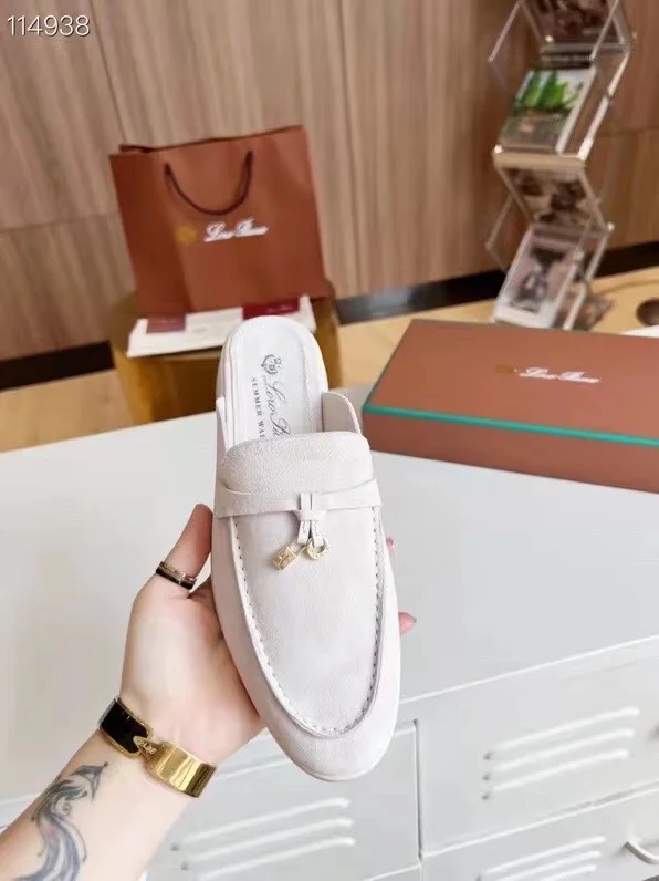 Factory-made Loro Piana Sandals