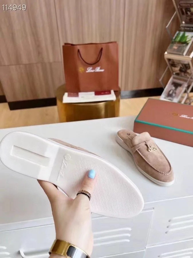 Brand-original Loro Piana Sandals