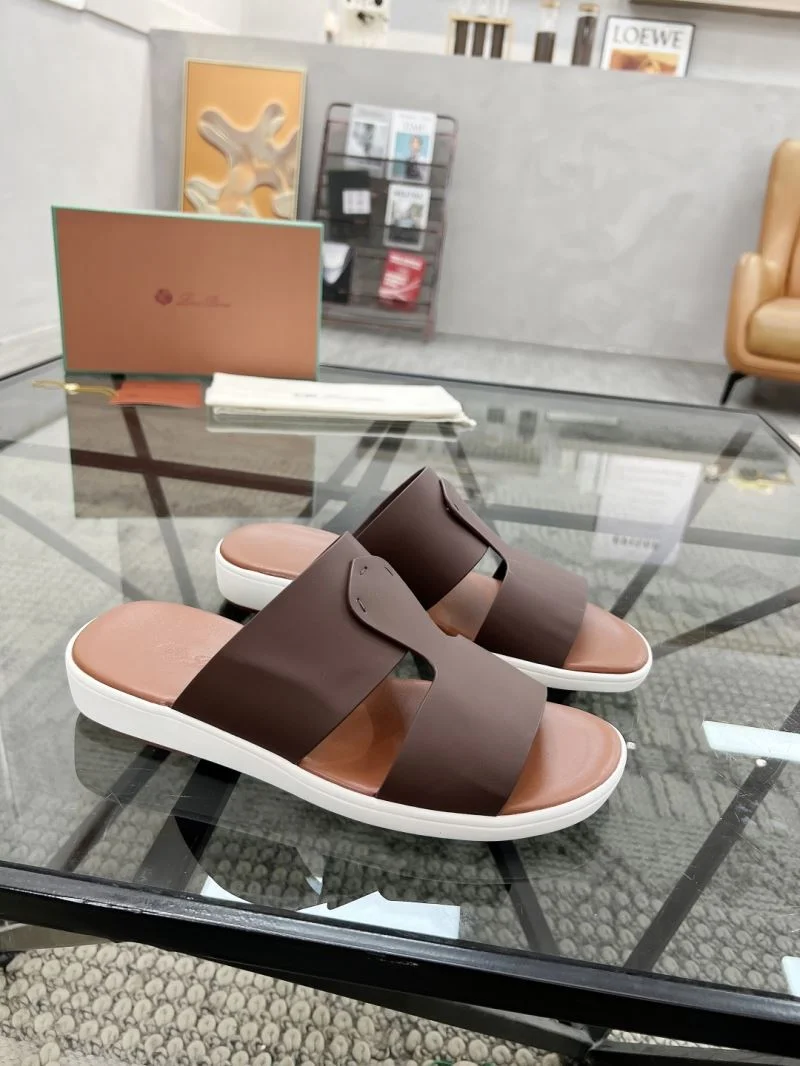 Low-cost Loro Piana Sandals