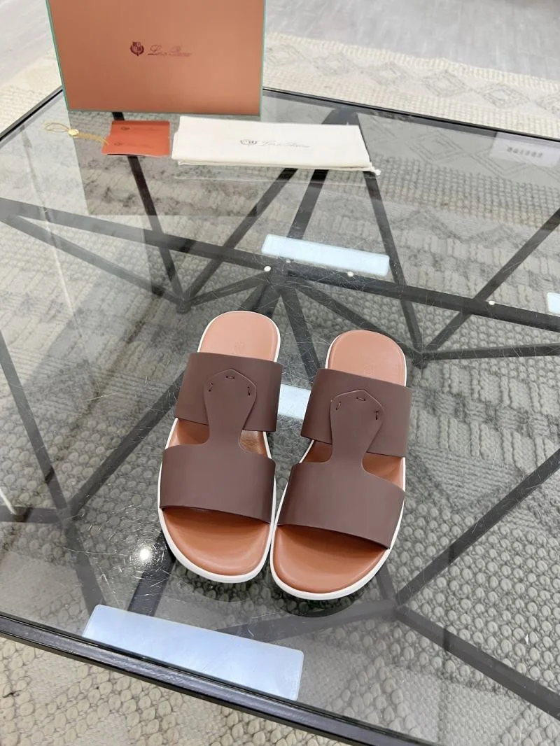Low-cost Loro Piana Sandals