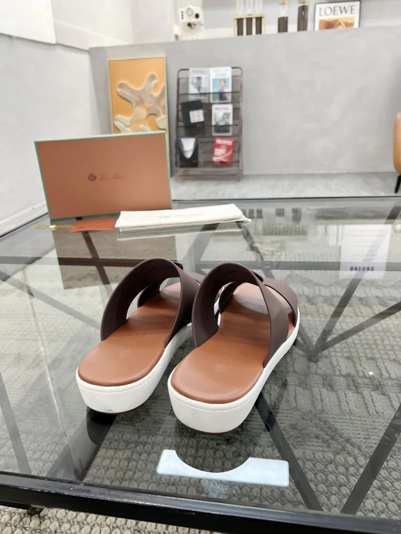 Low-cost Loro Piana Sandals