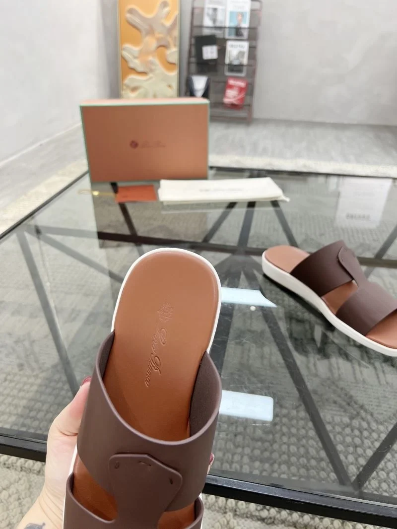 Low-cost Loro Piana Sandals