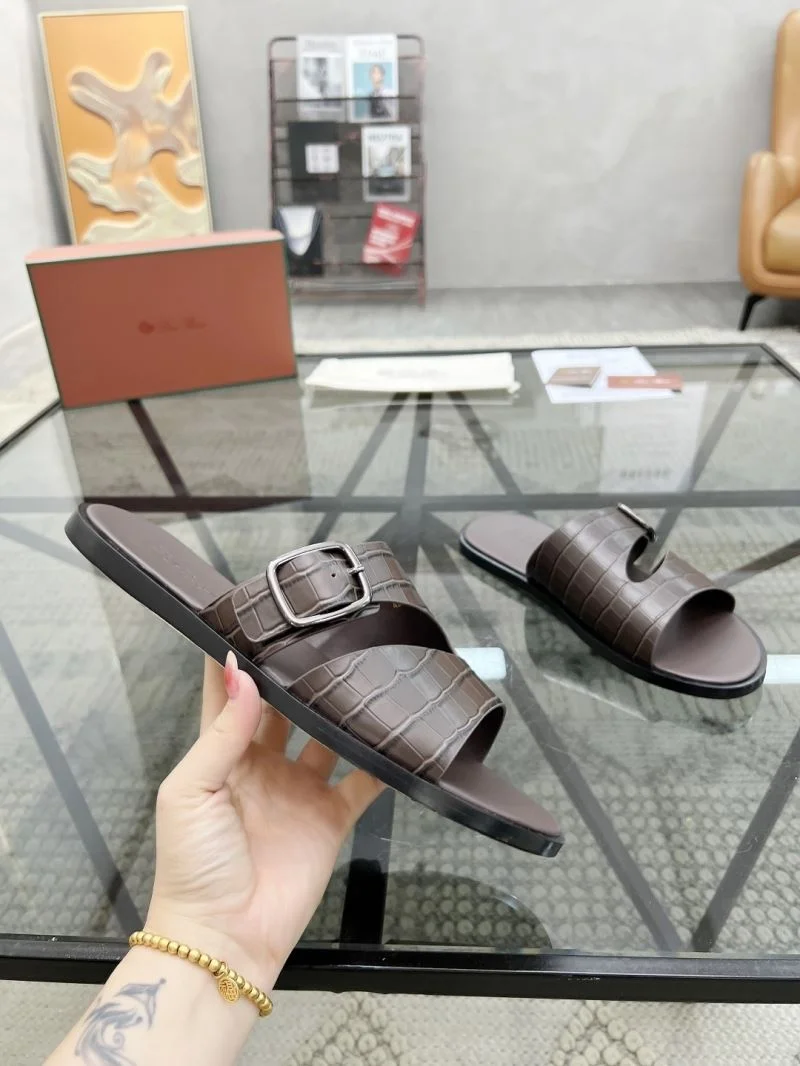 Accurate model Loro Piana Sandals