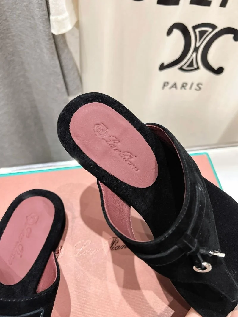Bargain Loro Piana Sandals