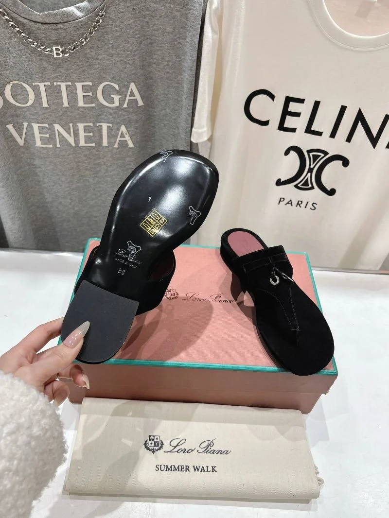Bargain Loro Piana Sandals
