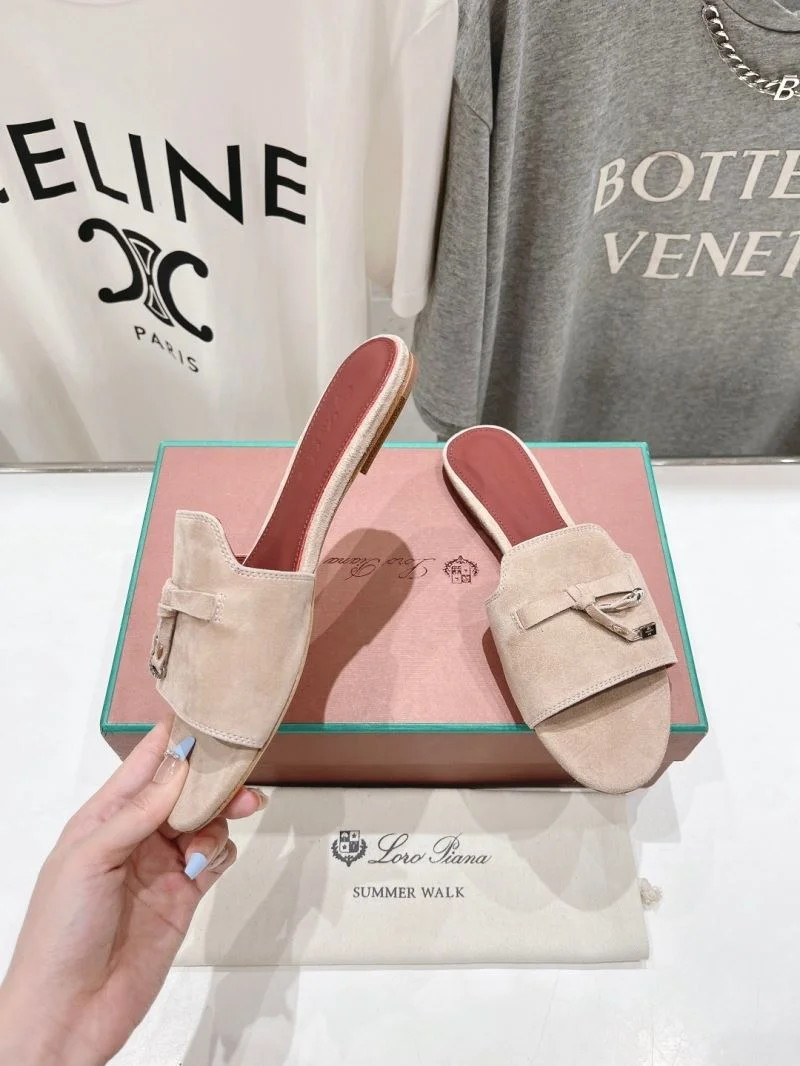 Bargain Loro Piana Sandals
