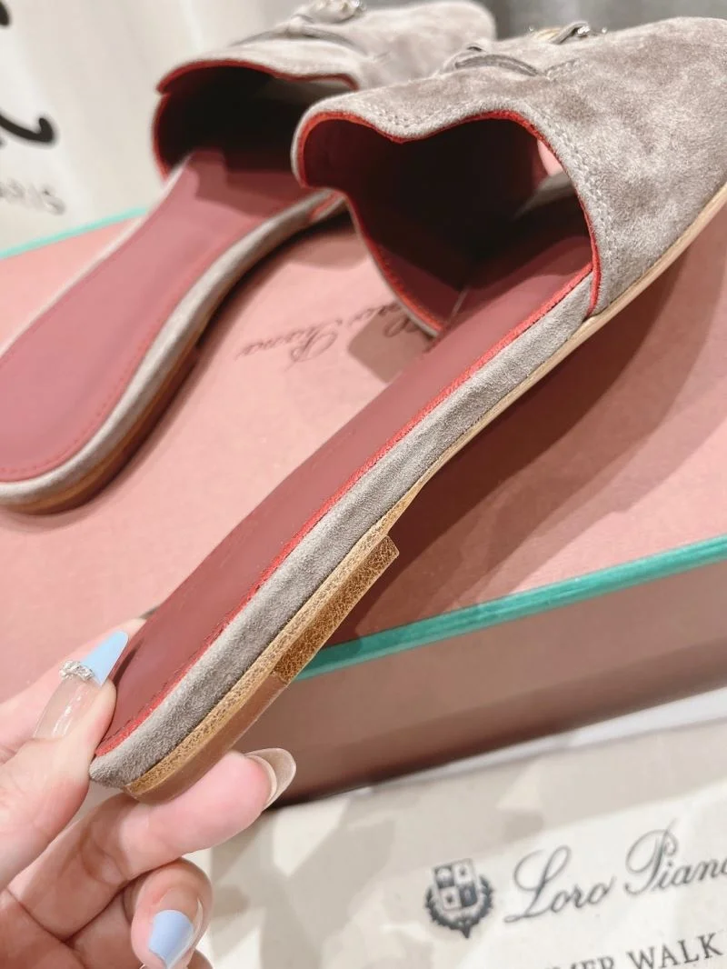 Bargain Loro Piana Sandals
