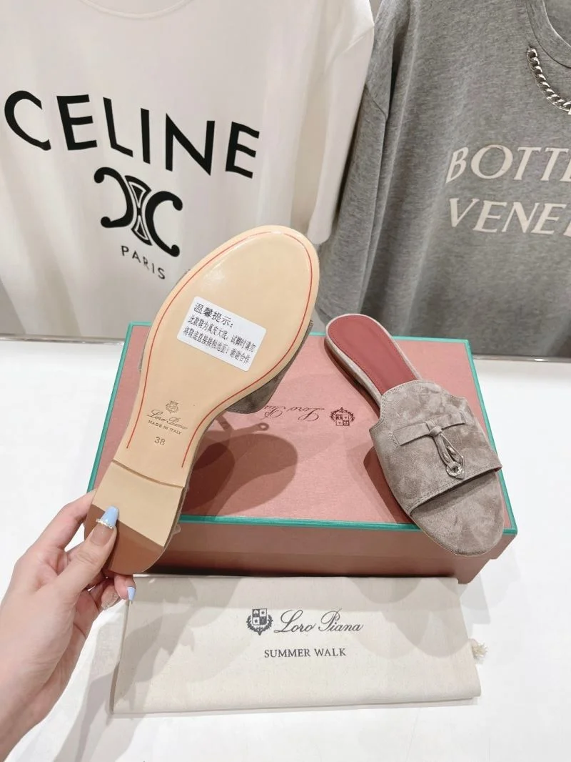 Bargain Loro Piana Sandals