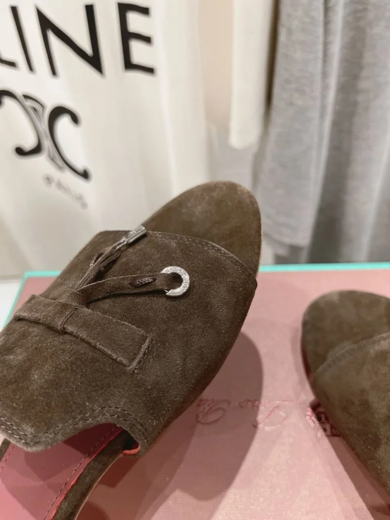 Factory-made Loro Piana Sandals