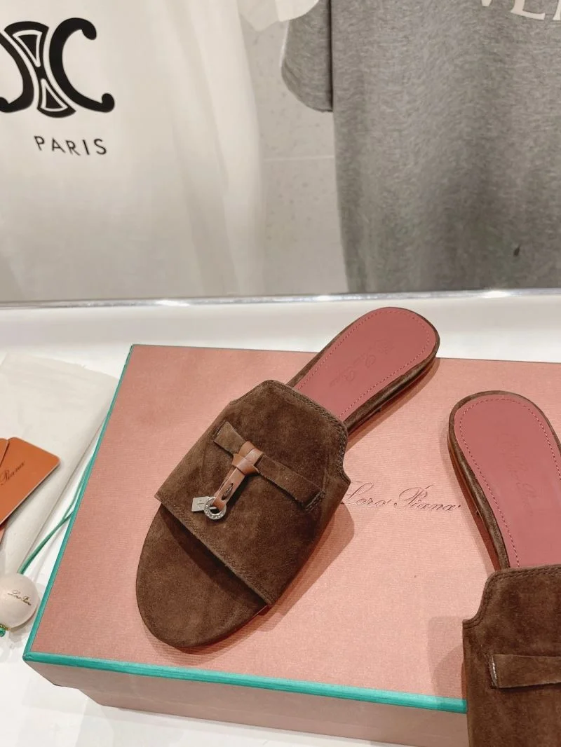 Precise copy Loro Piana Sandals