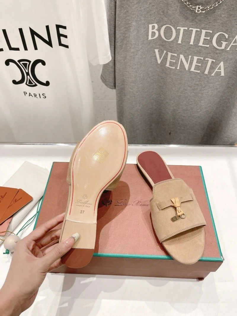 Precise copy Loro Piana Sandals