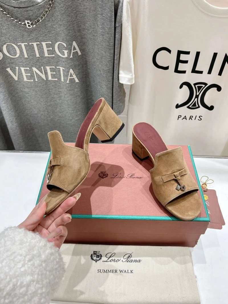 Exact replica Loro Piana Sandals