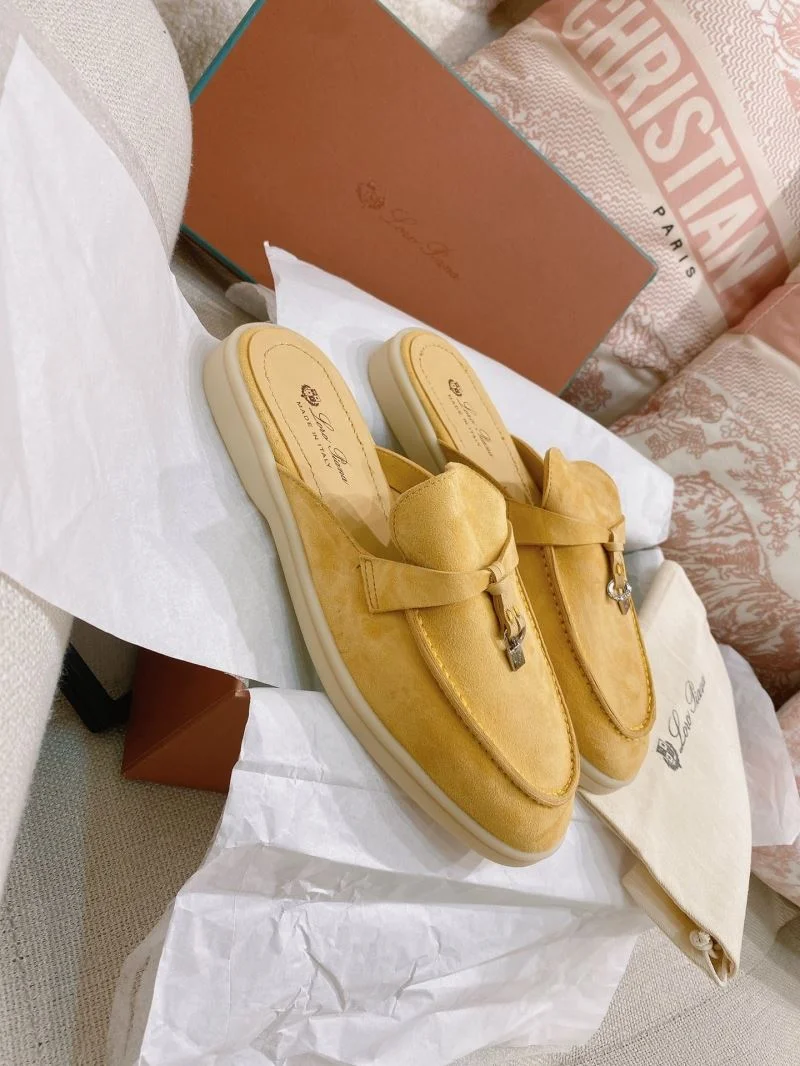 Precise copy Loro Piana Sandals