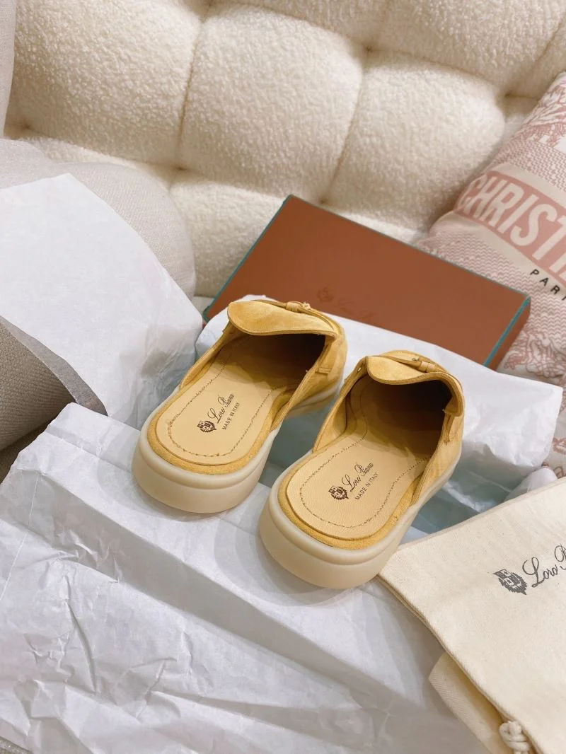 Precise copy Loro Piana Sandals