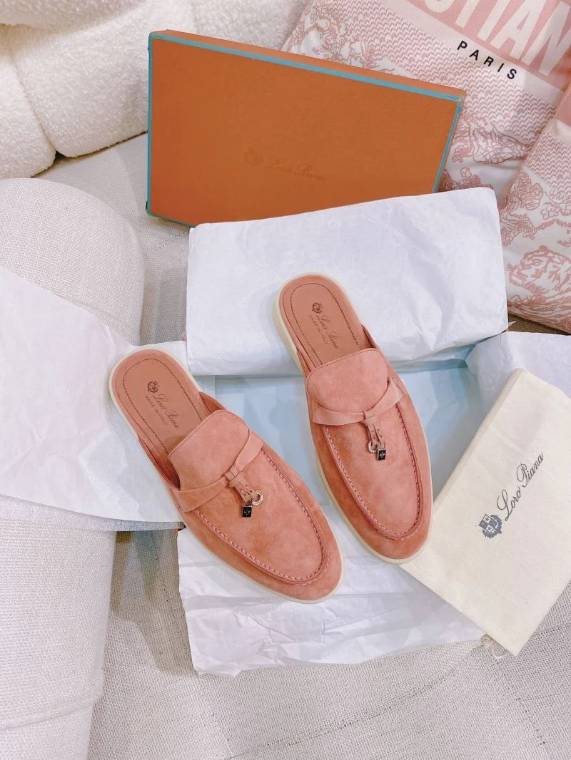 Top mirror Loro Piana Sandals