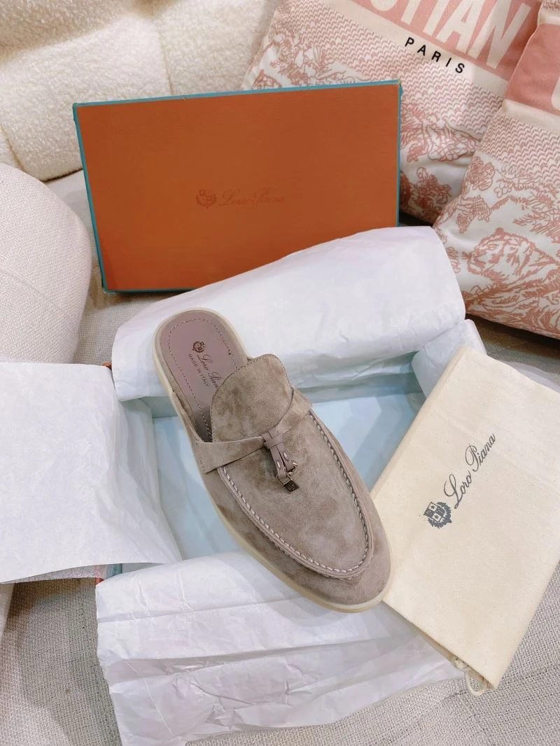 Accurate model Loro Piana Sandals