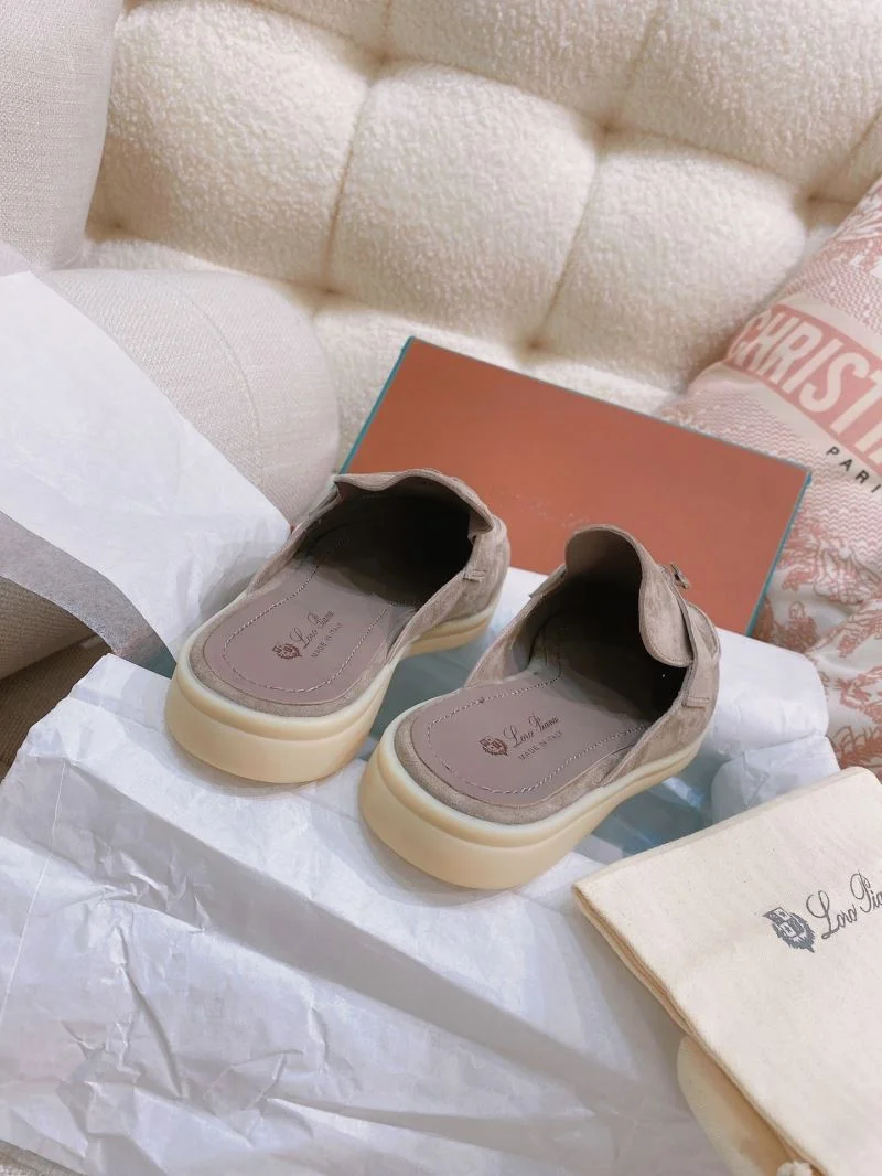 Accurate model Loro Piana Sandals