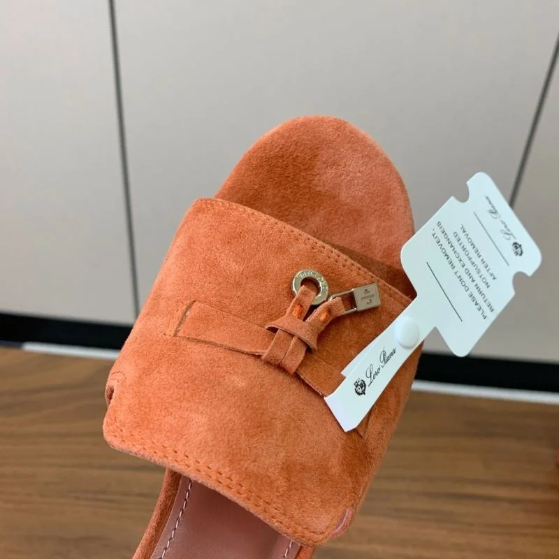 Accurate model Loro Piana Sandals