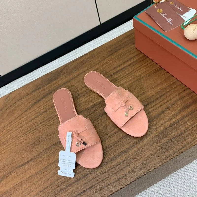 Low-cost Loro Piana Sandals