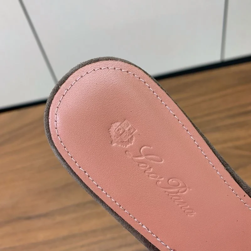 Precise copy Loro Piana Sandals