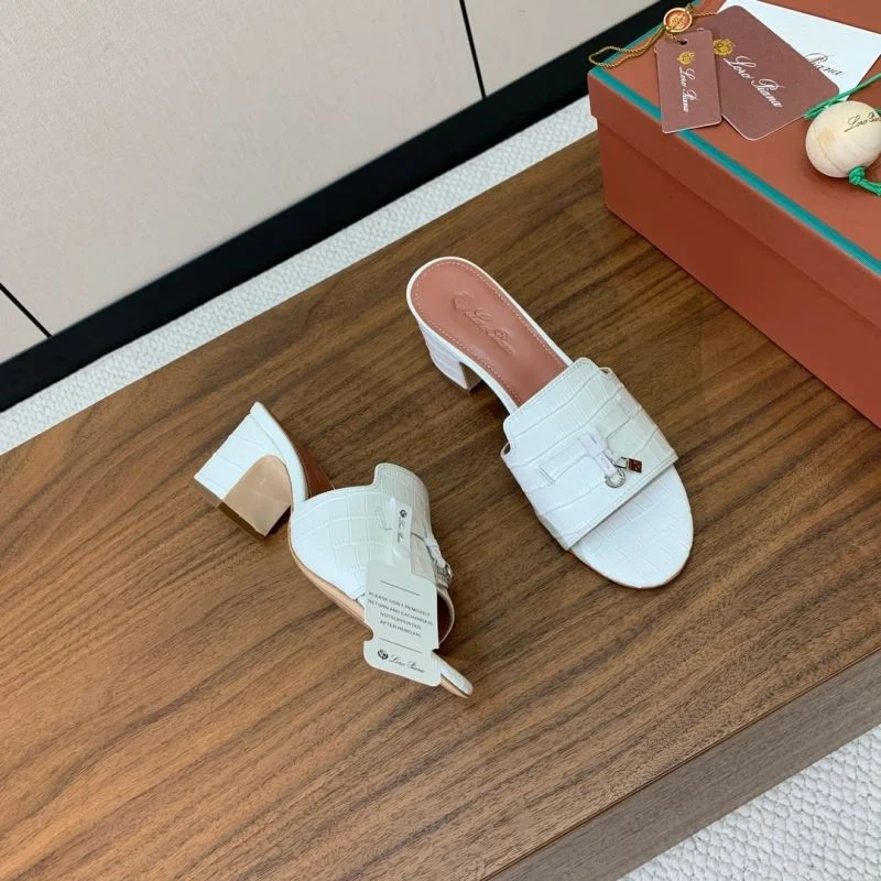 Exact replica Loro Piana Sandals