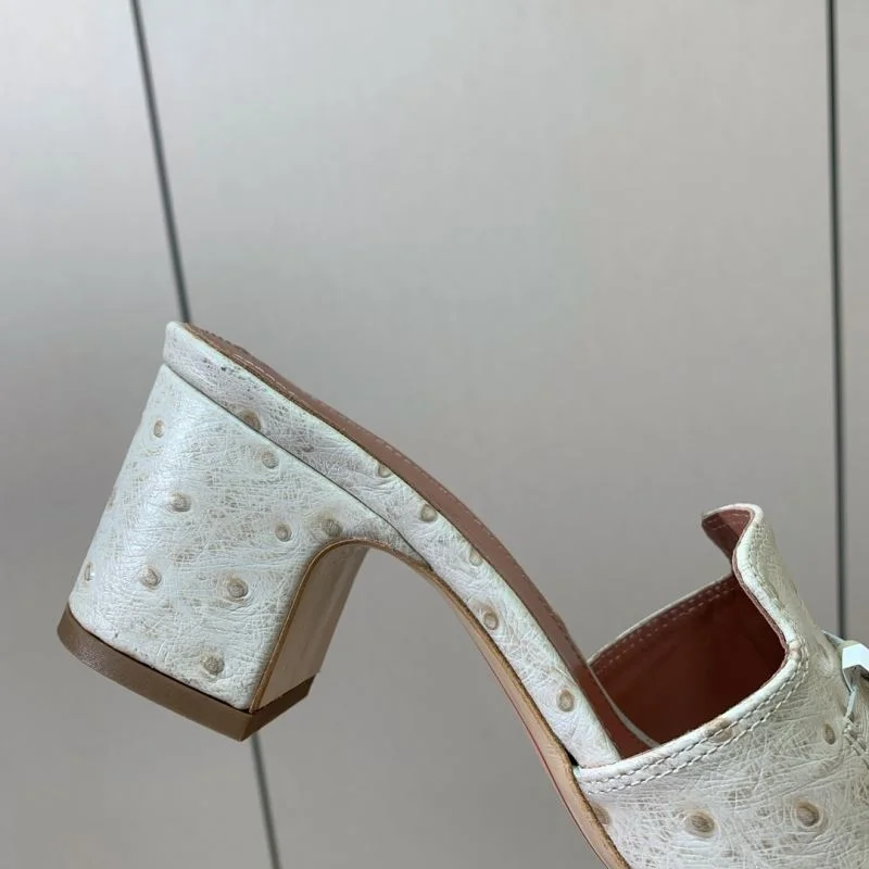 Low-cost Loro Piana Sandals