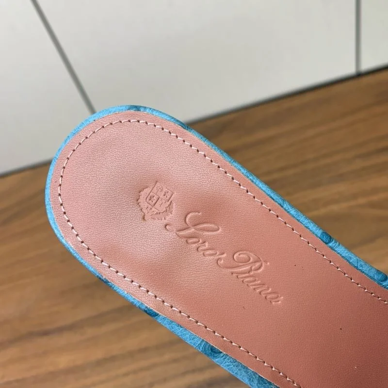 Exact replica Loro Piana Sandals