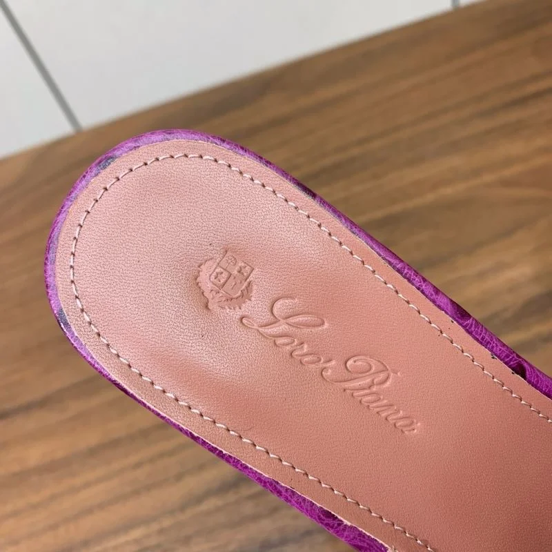Exact replica Loro Piana Sandals