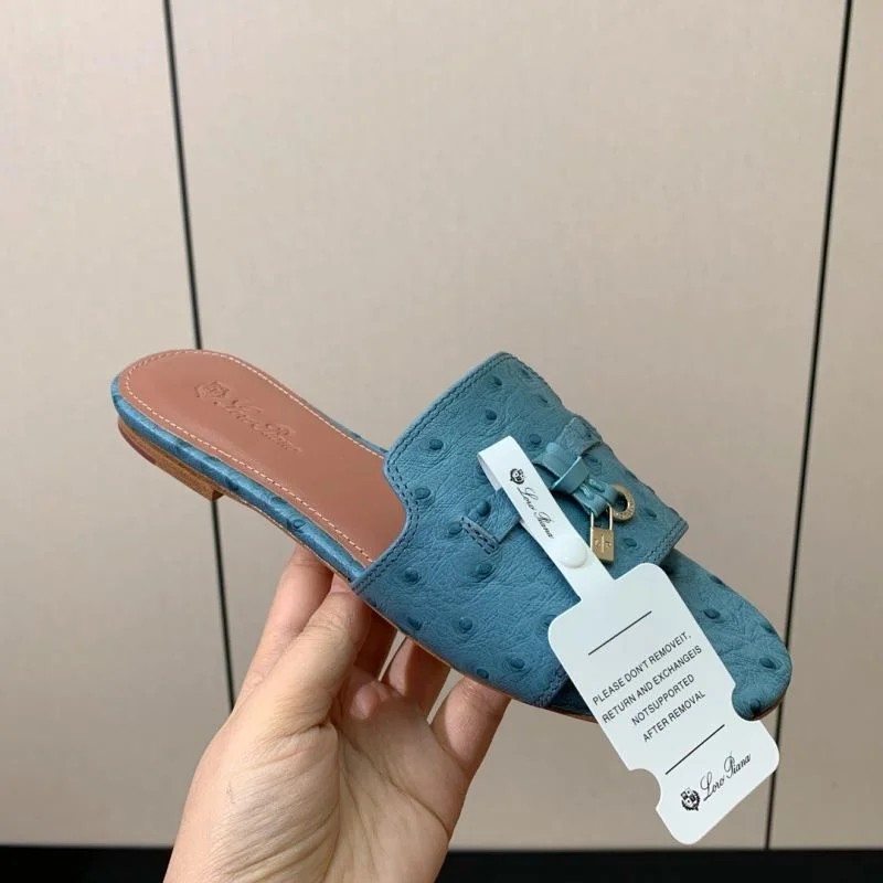 Low-cost Loro Piana Sandals