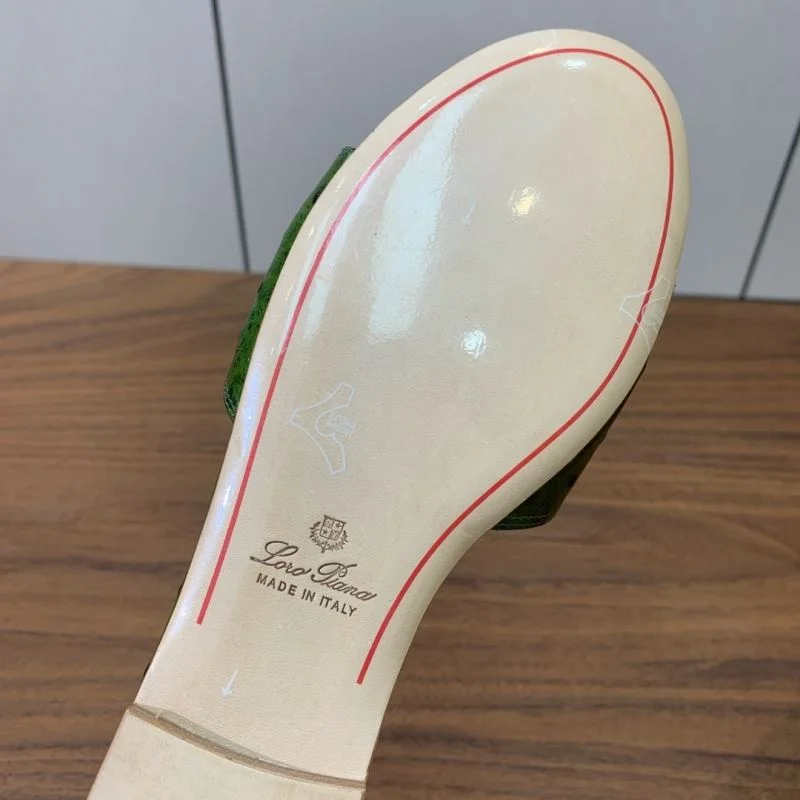 Exact replica Loro Piana Sandals