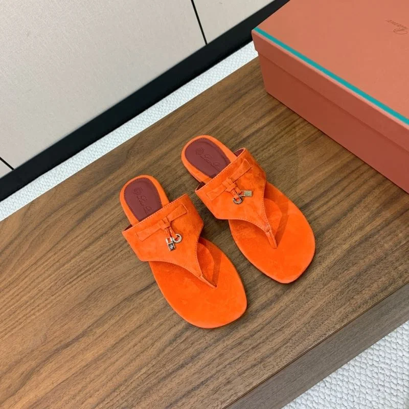 Low-cost Loro Piana Sandals
