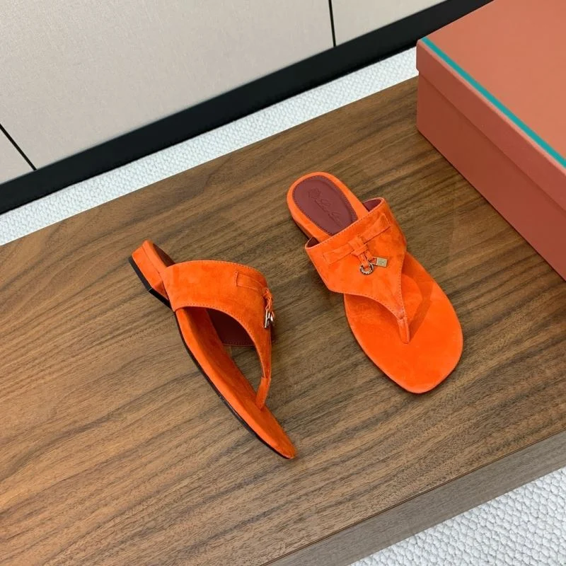 Low-cost Loro Piana Sandals