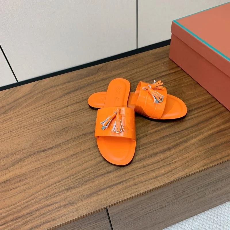 Cut-rate Loro Piana Sandals
