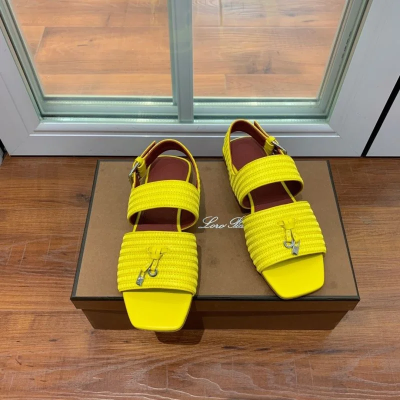 Accurate model Loro Piana Sandals