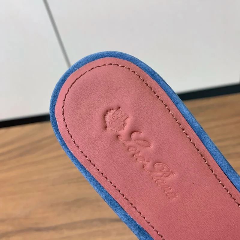 Exact replica Loro Piana Sandals