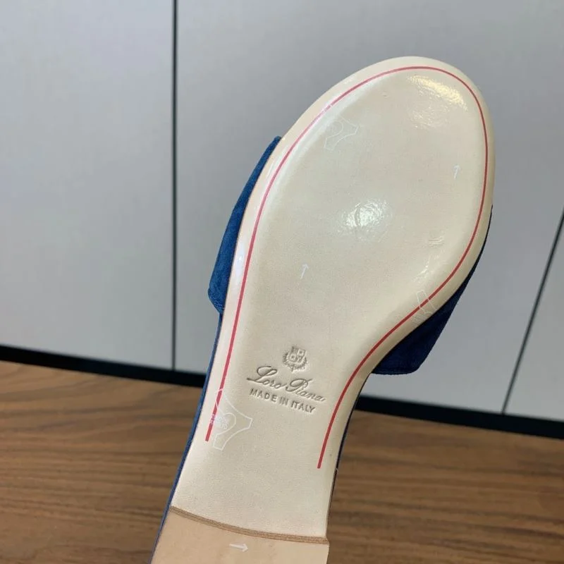 Exact replica Loro Piana Sandals