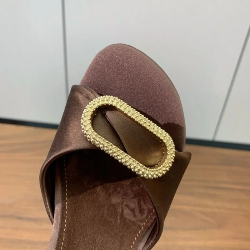 Exact replica Loro Piana Sandals