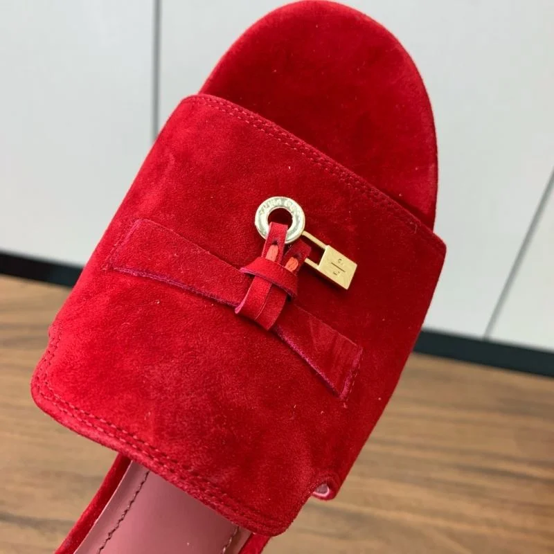 Precise copy Loro Piana Sandals