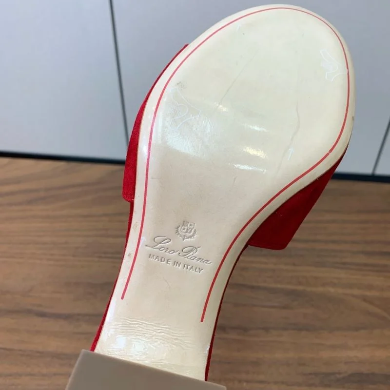 Precise copy Loro Piana Sandals