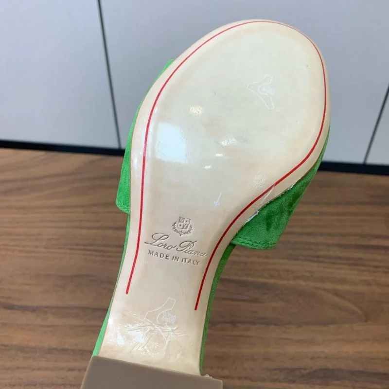Precise copy Loro Piana Sandals