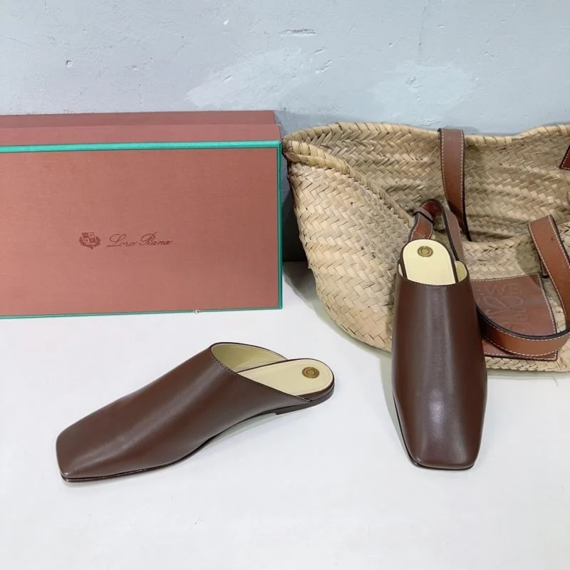Bargain Loro Piana Sandals