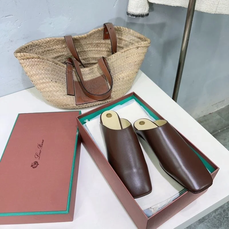 Bargain Loro Piana Sandals
