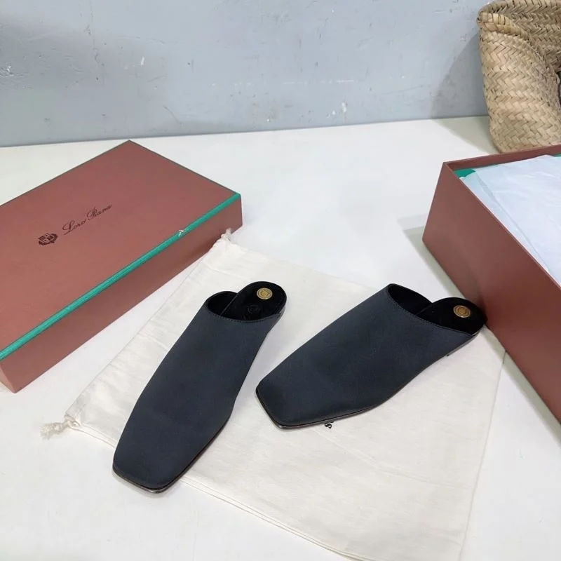 Precise copy Loro Piana Sandals