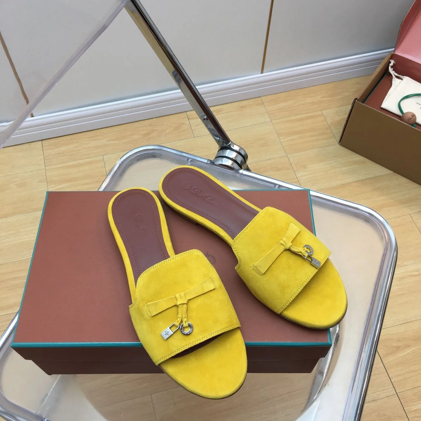 High fidelity Loro Piana Sandals